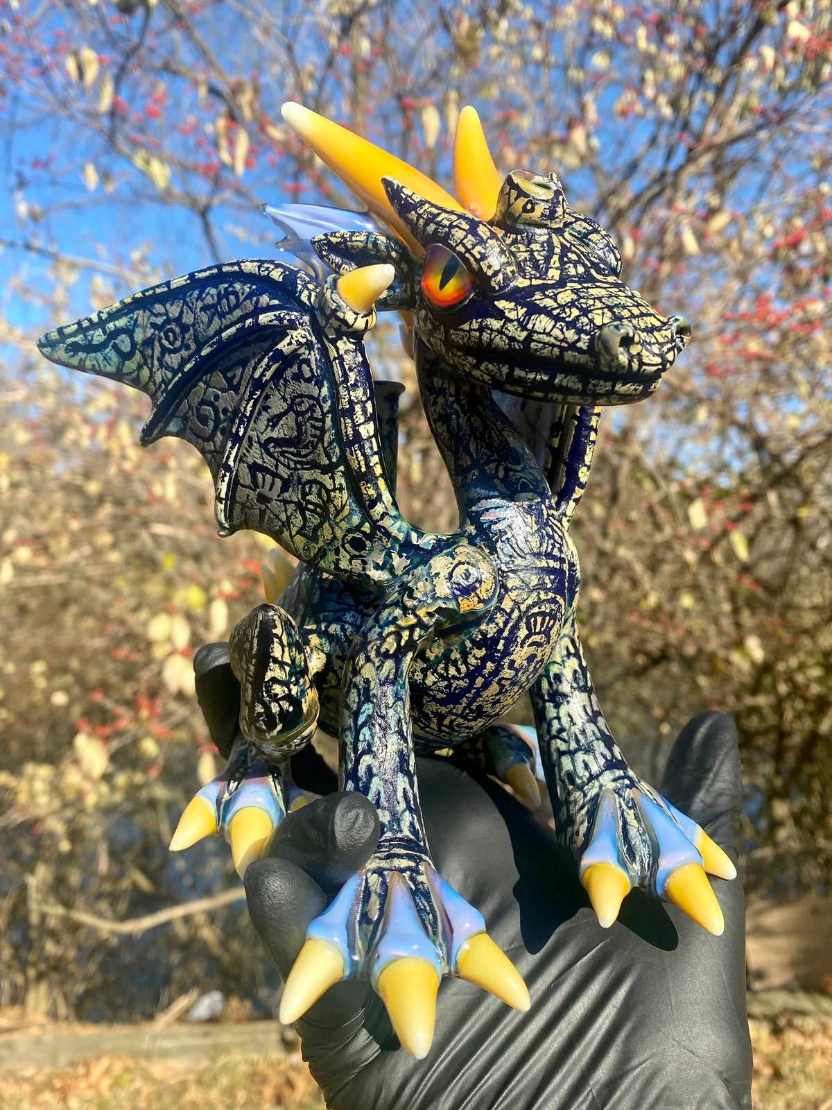 Trevy Metal x Mike Luna - Sitting Dragon - Headlines Smokes